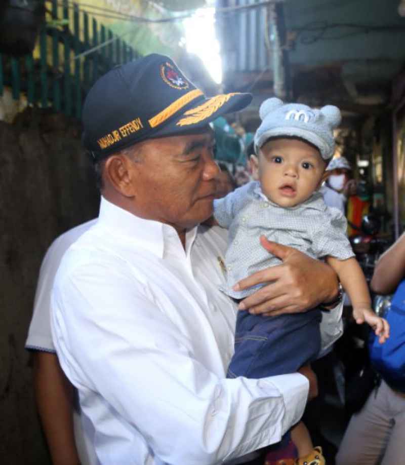 Penimbangan Bayi di Posyandu Diubah Jadi Tiap Bulan, Menko Muhadjir: Untuk Cegah Stunting Sejak Dini