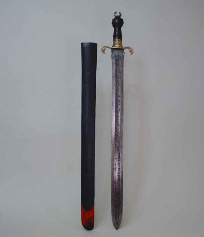 Pedang Jenawi, Pedang Panglima Kerajaan