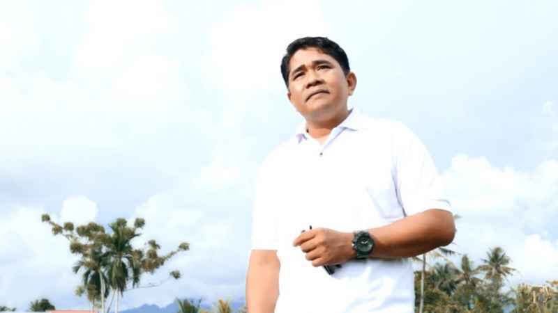 Hen Parcha Rilis Lagu Bernuansa Pop Nostalgia Berjudul Hawa Istri Sang Adam