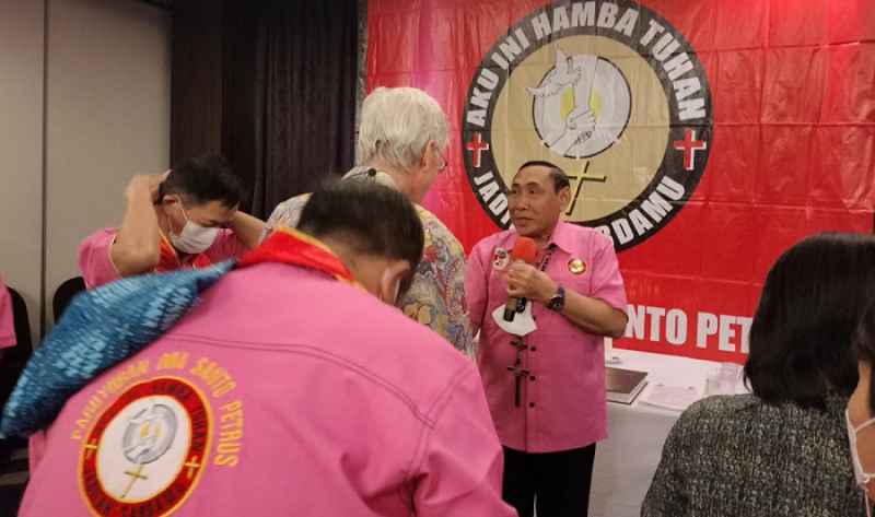 Dr. Peter Carey: Pelayanan Doa Membuat Saya Rasa Lega dan Sejuk