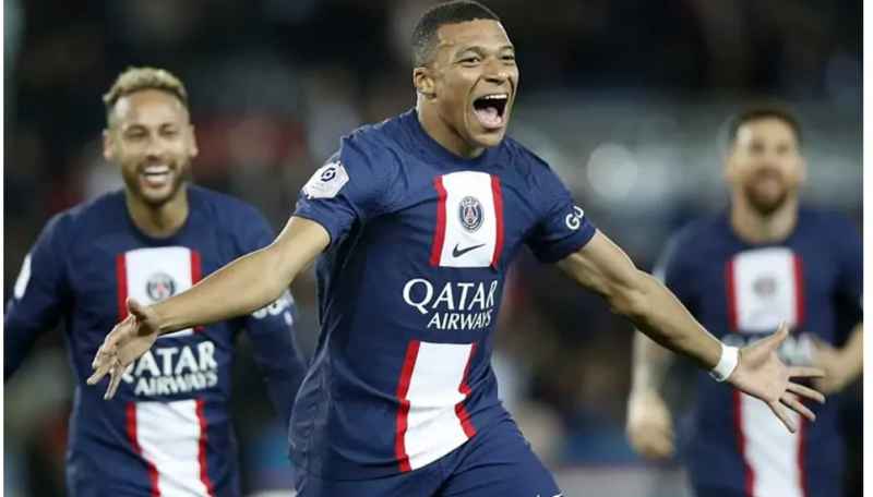 Mbappe Ingin Mengubah Formasi PSG