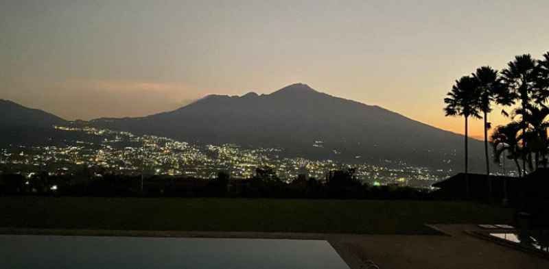 Heboh, Lomba Lari 55 Km Lintasi Gunung Butak